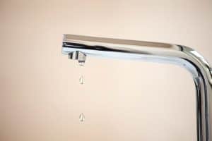 How Many Faucets Should I Let Drip To Prevent Freezing? | Mr. Kitchen ...